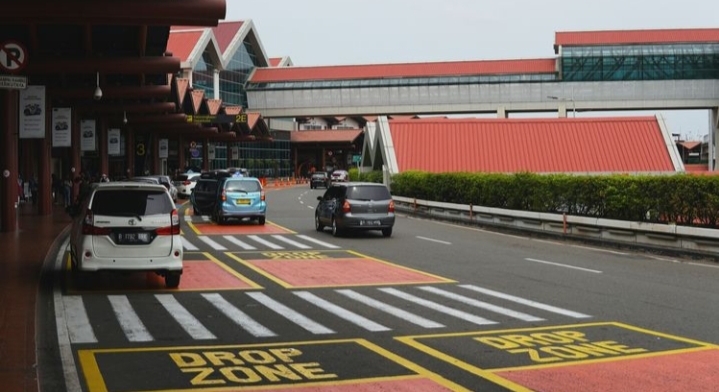 Drop Off Bandung Ke Jakarta & Bandara | Avanza, Innova, Hiace, Elf, Bus